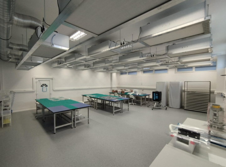 New cleanroom in ADMATIS – Admatis
